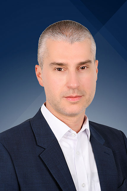 People | L Catterton